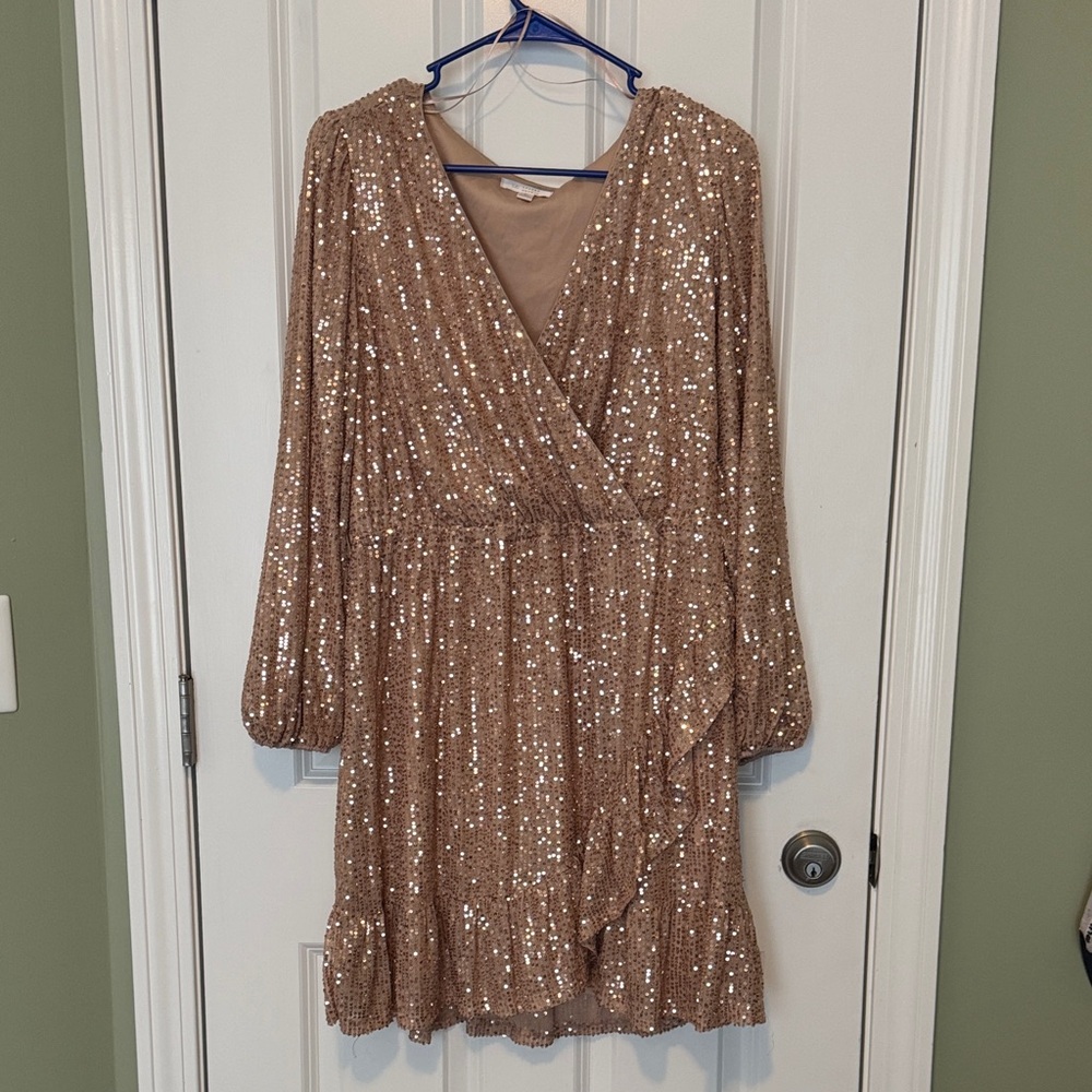 Elegant Sequin Wrap Dress In Gold - Gem